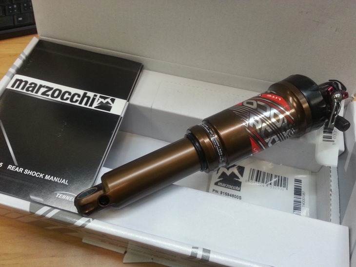 Prodám: Nový Marzocchi Roco Air Lite 190x50 Espresso - bazar - Bike ...