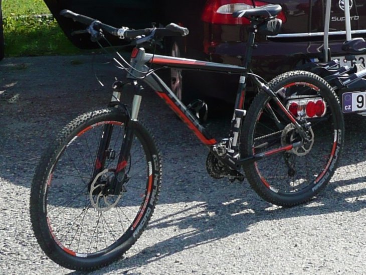 Trek 6500 (2012) Paramount Grey/Metallic Black - Fotky - Bike-forum.cz