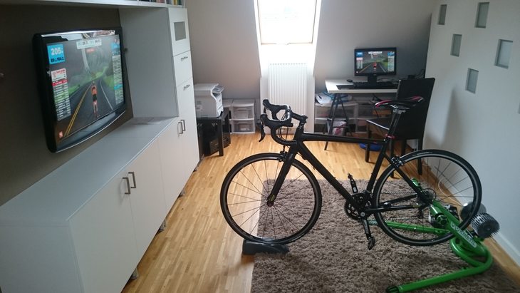 Zwift setup - Fotky - Bike-forum.cz