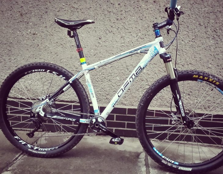 DEMA Auron 4.0 2014 - Fotky - Bike-forum.cz