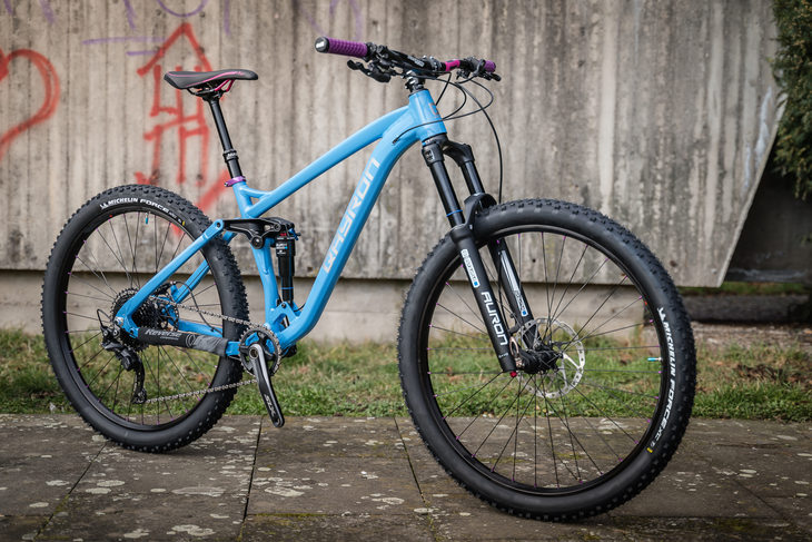 Qayron Carma 140 27,5" custom 2020 - Fotky - Bike-forum.cz