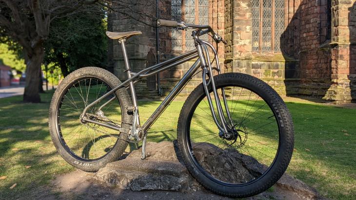 Stooge Speedball Titanium Single Speed Trail Rocket - Fotky - Bike-forum.cz