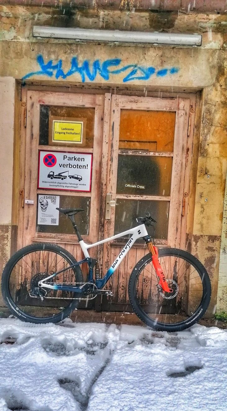 Lee Cougan Crossfire 428 2024 - Fotky - Bike-forum.cz