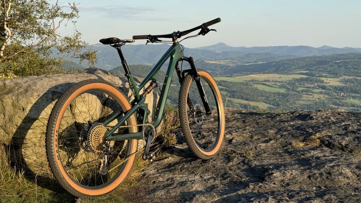 Revel Ranger 2022 - Fotky - Bike-forum.cz